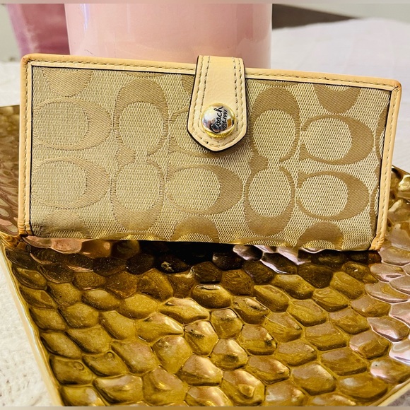 Coach | Bags | Coach Signature Wallet Ivorytan Leather And Canvas ...